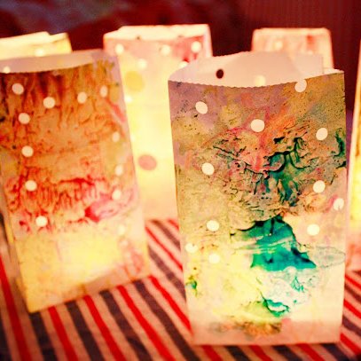 35 Things To Do with Crayons for Kids & Parents | HOAWG