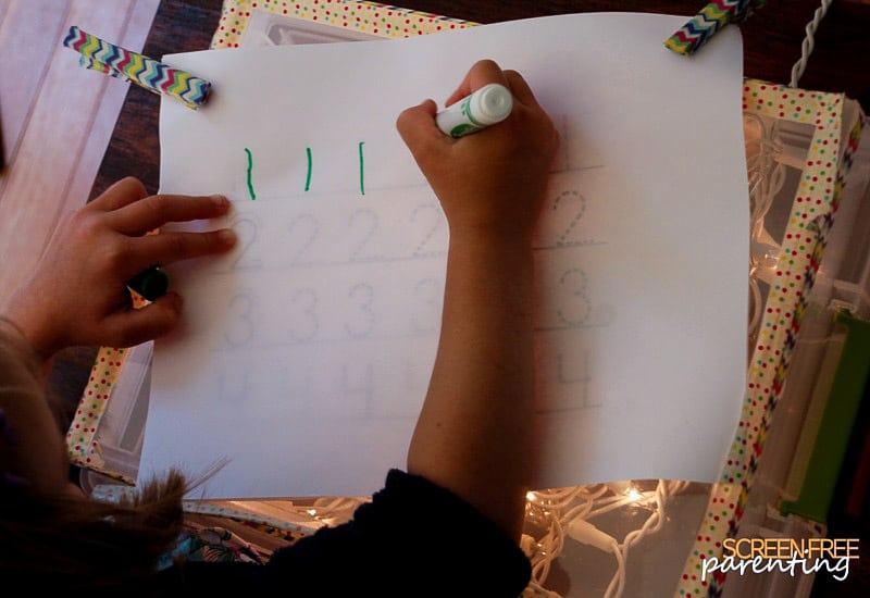 Quick & Simple DIY Light Table for All-Ages Learning Fun - HOAWG