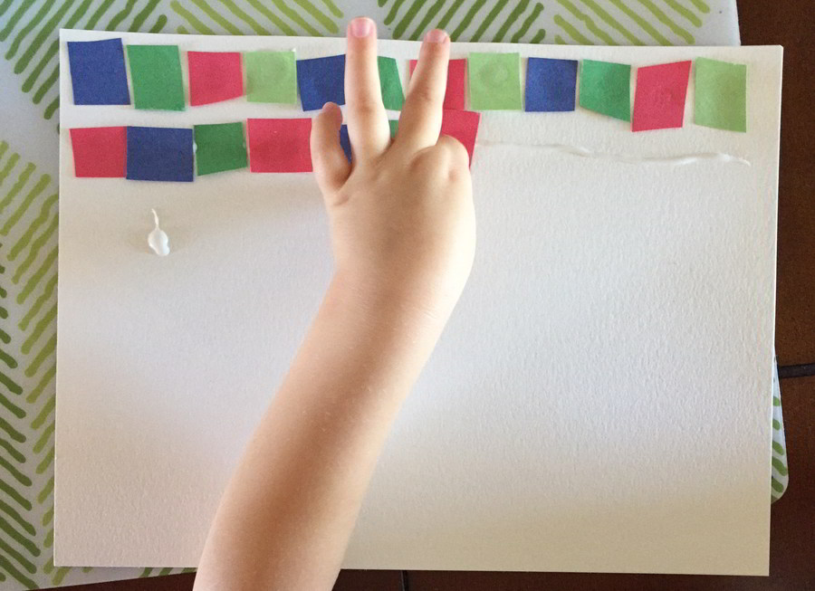 Super Simple Fine Motor Mosaic Pattern Art Activity for Kids | HOAWG