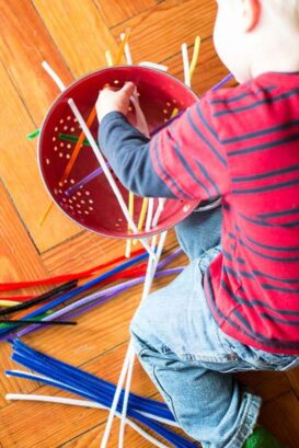 5 Pipe Cleaner Activity Ideas for Fine Motor Toddler Fun - HOAWG