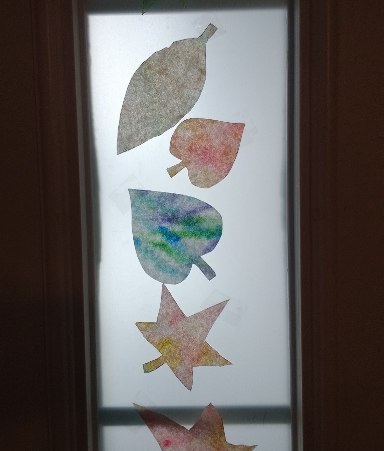 Beautiful Coffee Filter Autumn Leaves Craft for Preschoolers - HOAWG®