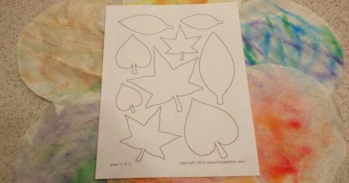 Beautiful Coffee Filter Autumn Leaves Craft for Preschoolers - HOAWG®