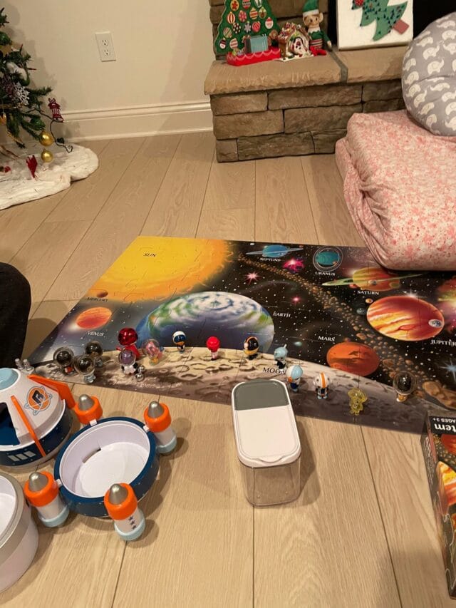 Let's Pretend Play to Connect through Your Child's Imagination