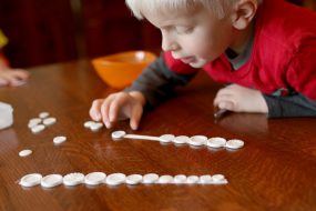 Winter Icicle Craft for Kids to Make | hands on : as we grow