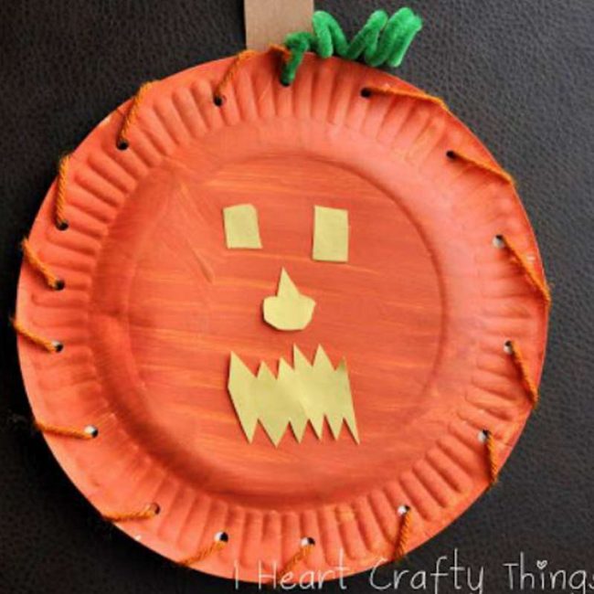 36 Cute & Easy Pumpkin Crafts for Kids to Make! - HOAWG